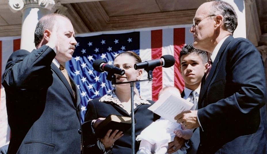 Charges Of NYPD Racism Refuted By Convicted Felon Bernie Kerik | Crooks ...