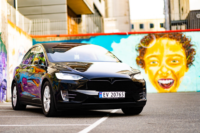 Financial Press Whines: 'Won't Someone Think Of The Poor Tesla Owners ...